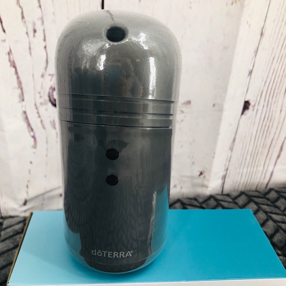 Doterra | Other | Nwt Doterra Portable Car Diffuser Roam | Poshmark